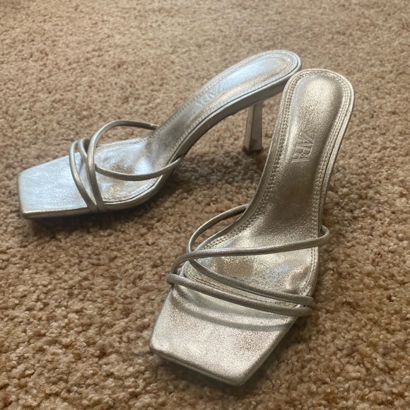 Zara | Shoes | Zara Silver Sandals | Poshmark